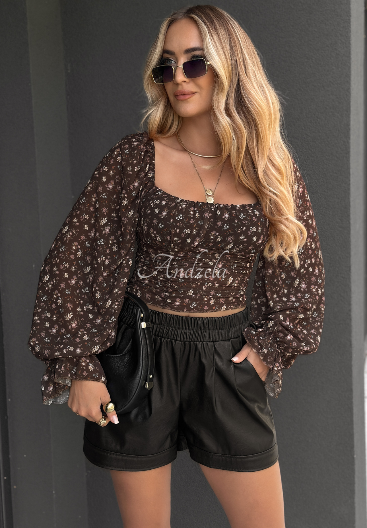 Floral Spanish blouse Can't Be Real chocolate - Andżela Online Store