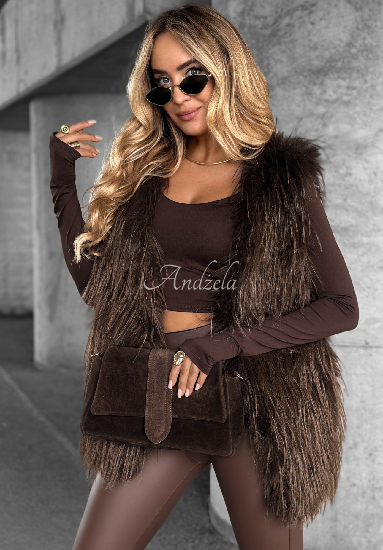 Short fur vest Second Try chocolate - Andżela Online Store