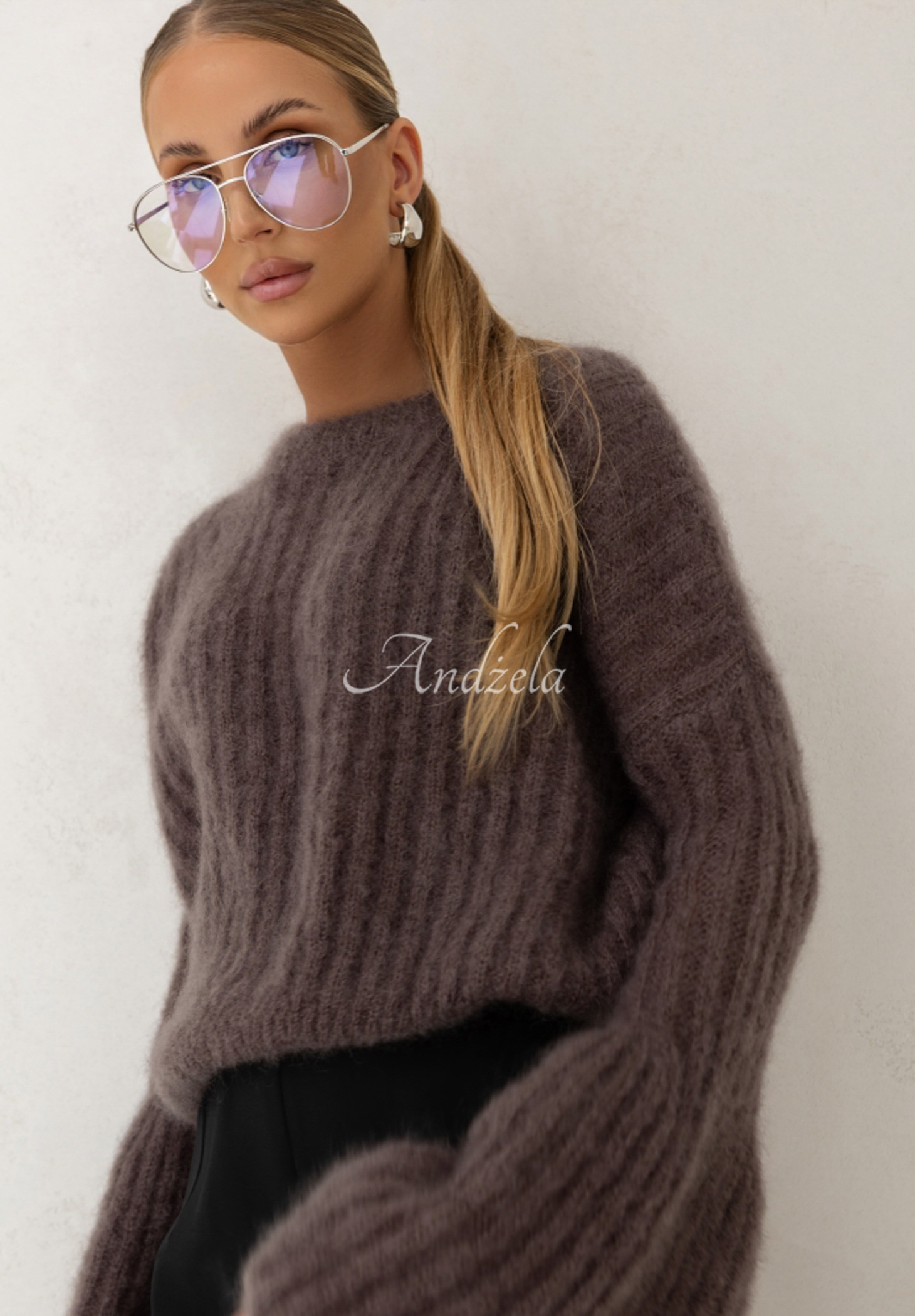 Moherowy sweter z szerokimi rękawami Cocomore Cloudly jasnoczekoladowy ...